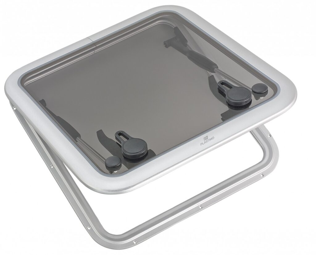 Deck hatches – Alex Marine